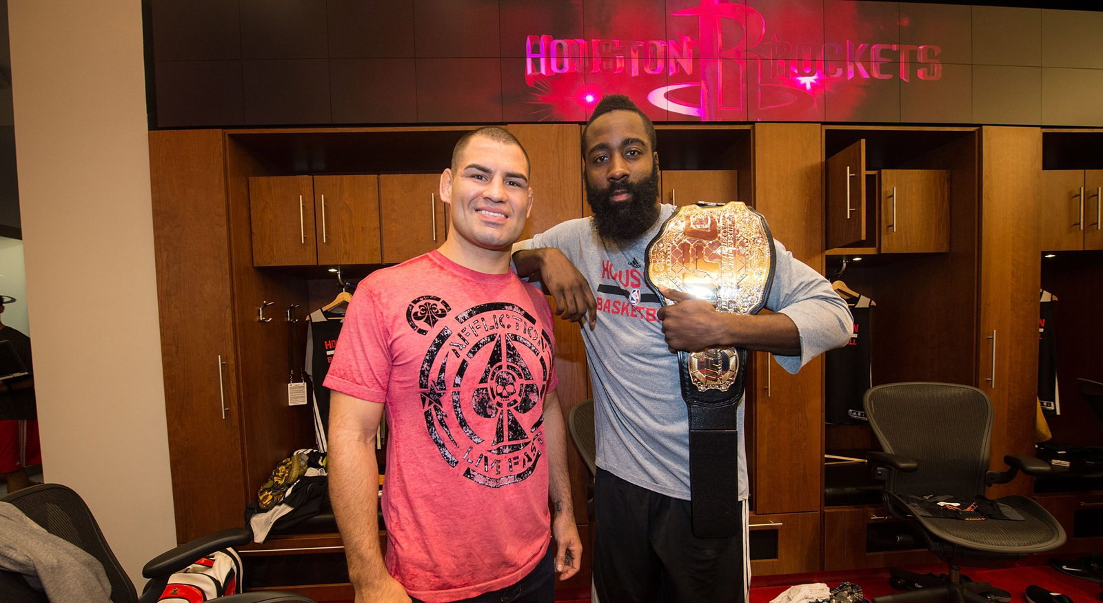 What Do MMA and Basketball Fans Have in Common? – The Lead