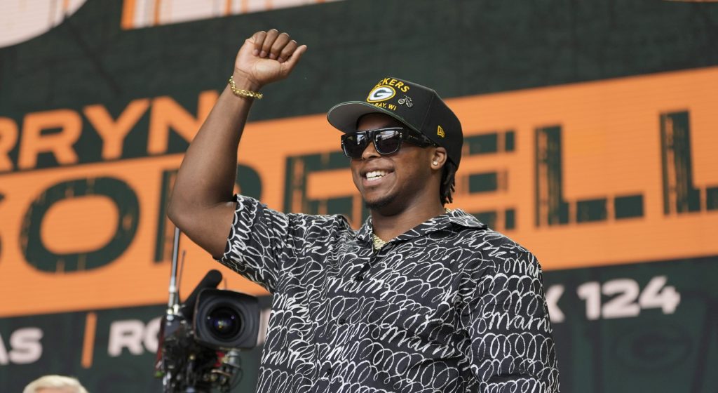 Barryn Sorrell Defines Being a Green Bay Packer – The Lead