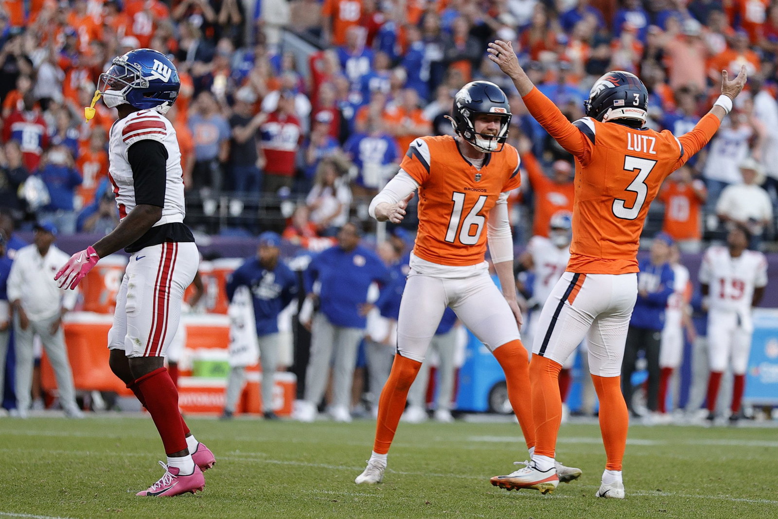 Jeremy Crawshaw Is the Broncos’ Unsung Hero – The Lead