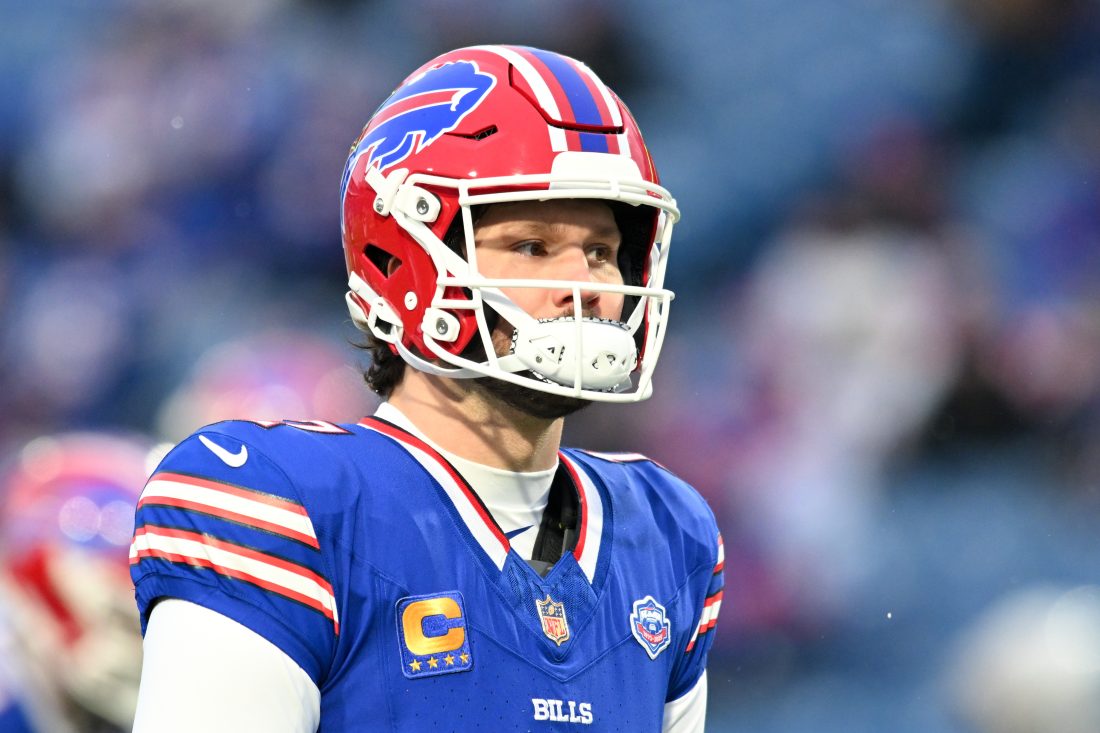 Multiple NFL Quarterbacks Under The Microscope This Postseason – The Lead